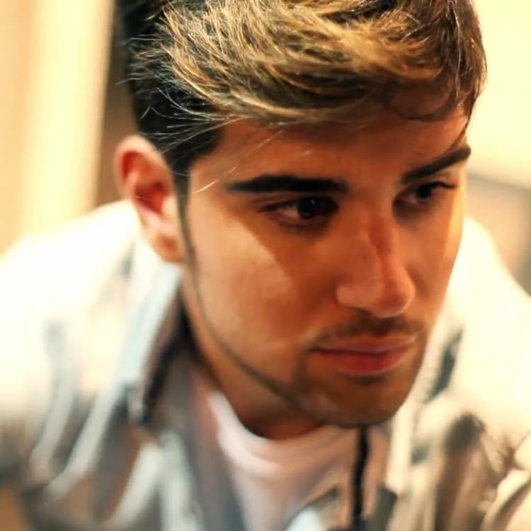 Emanuele Picozzi – Un Artista dal Talento Innato Destinato al Successo ...